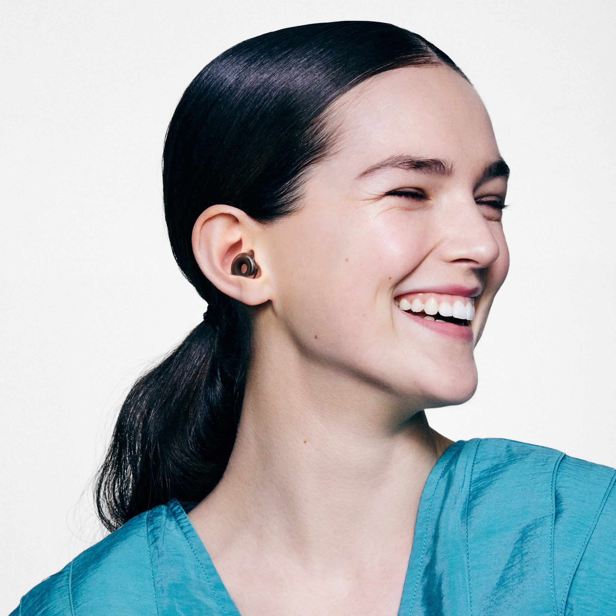 Loop Engage 2 Plus: Comfortable Conversations – Loop Earplugs America – Loop US